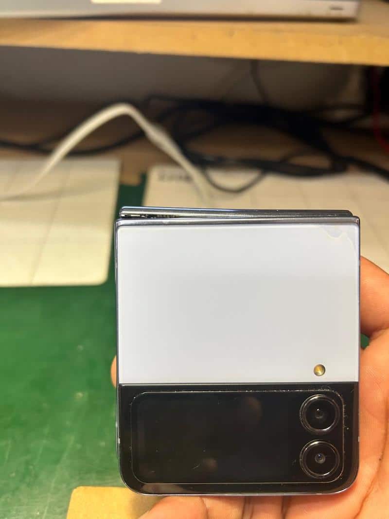 Hinge Damage on Samsung Galaxy Z Flip - Device Repair Guy
